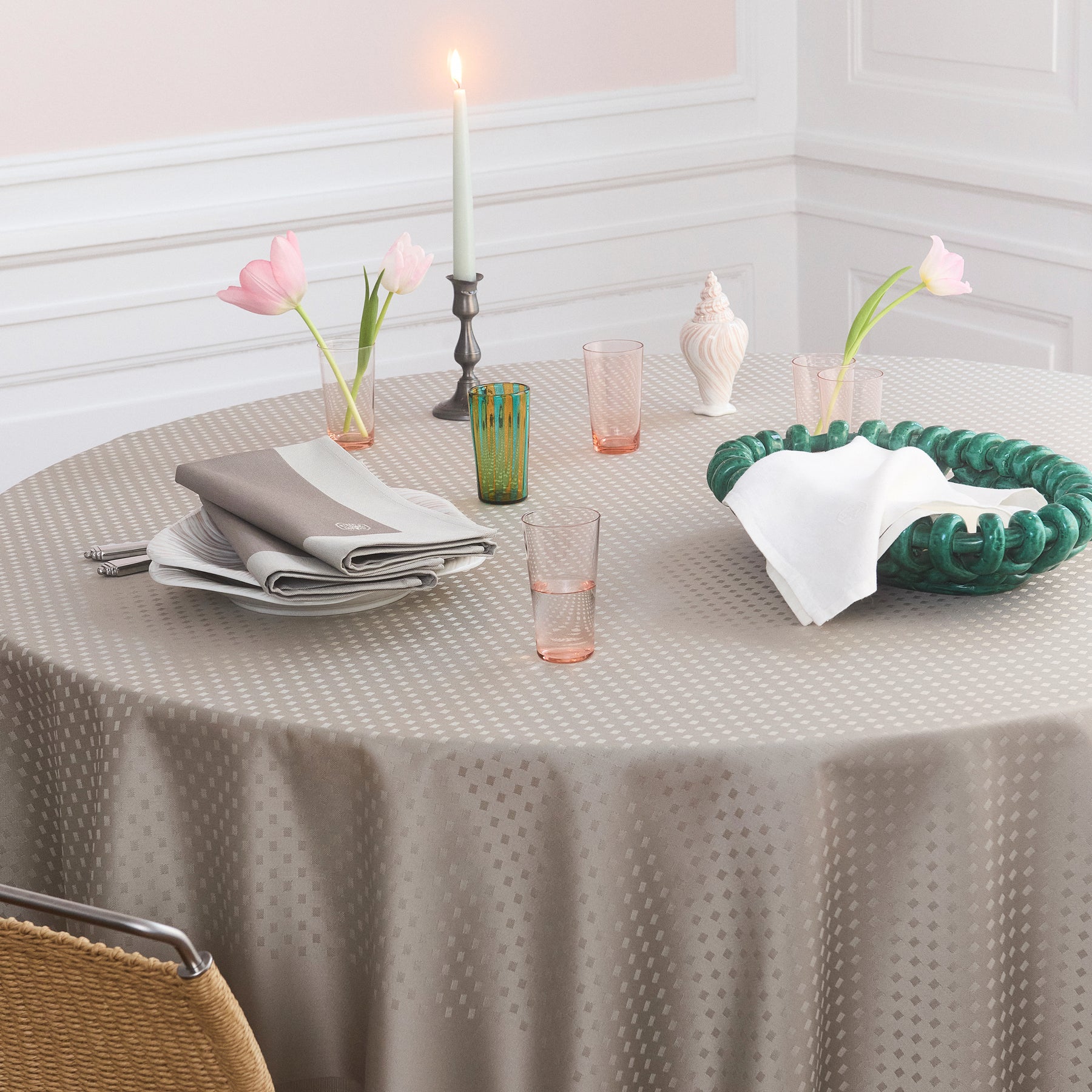 Runde duge i klassisk design til hverdag og fest